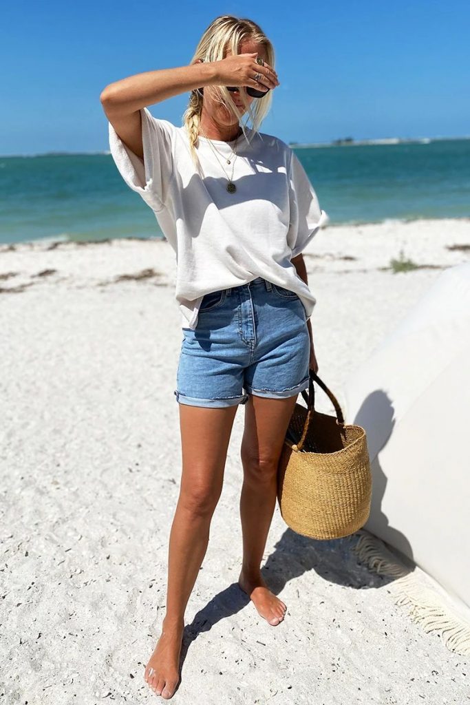 Super-Cute Outfit Ideas For The Long Summer Weekend Ahead 2023 - Street ...