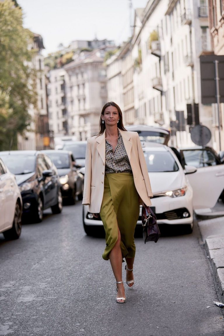 Professional Office Outfits You Will Love To Wear 2023 - Street Style ...