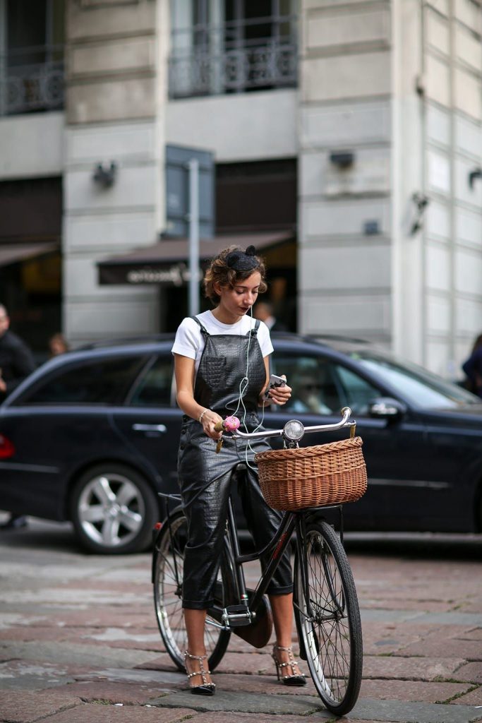What Does A Typical Italian Woman Look Like In Summer 2023 - Street ...