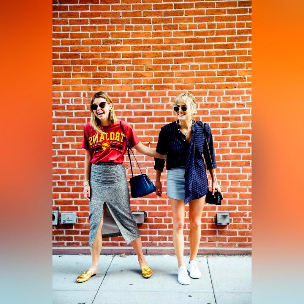 Does Mustard And Burgundy Go Together 2023 - Street Style Review