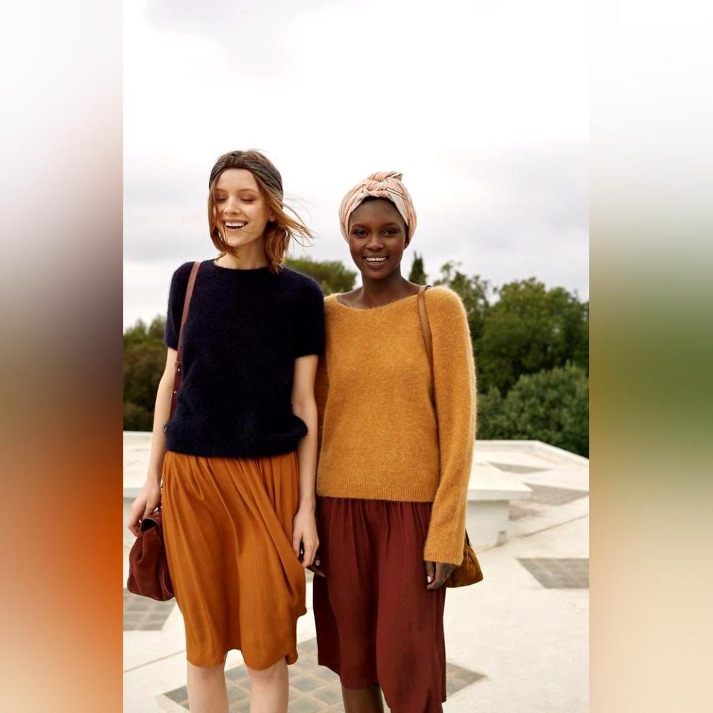 Does Mustard And Burgundy Go Together 2023 - Street Style Review