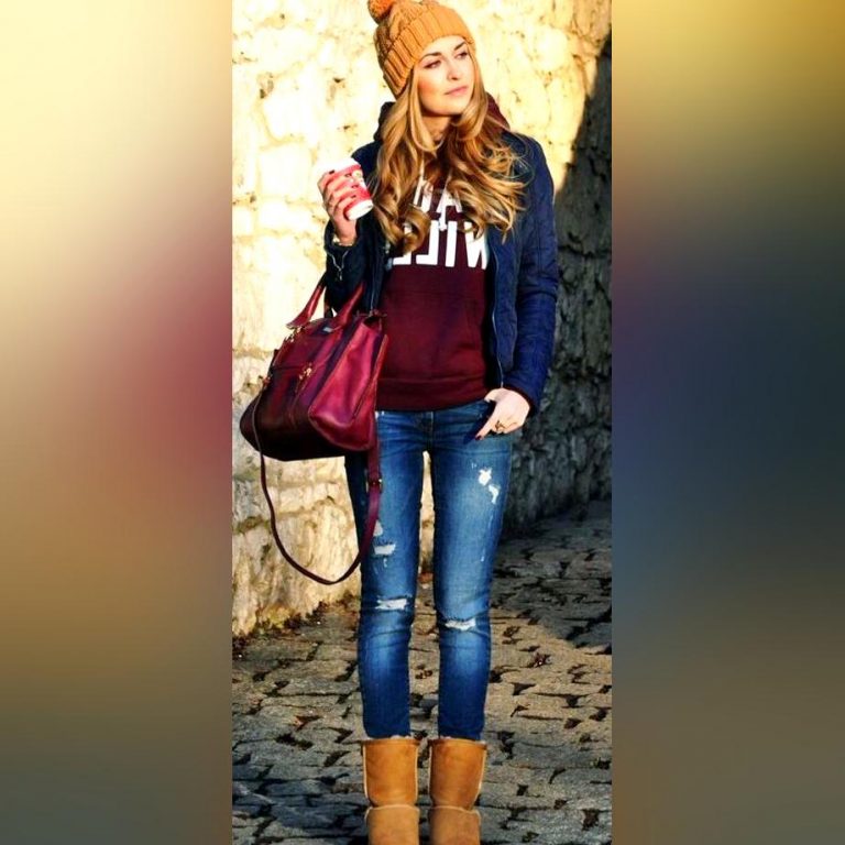 Does Mustard And Burgundy Go Together 2023 - Street Style Review